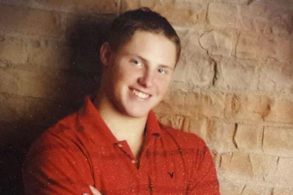 Hurricane Ian drowning victim was ‘the best big brother’ - SANIBEL ...